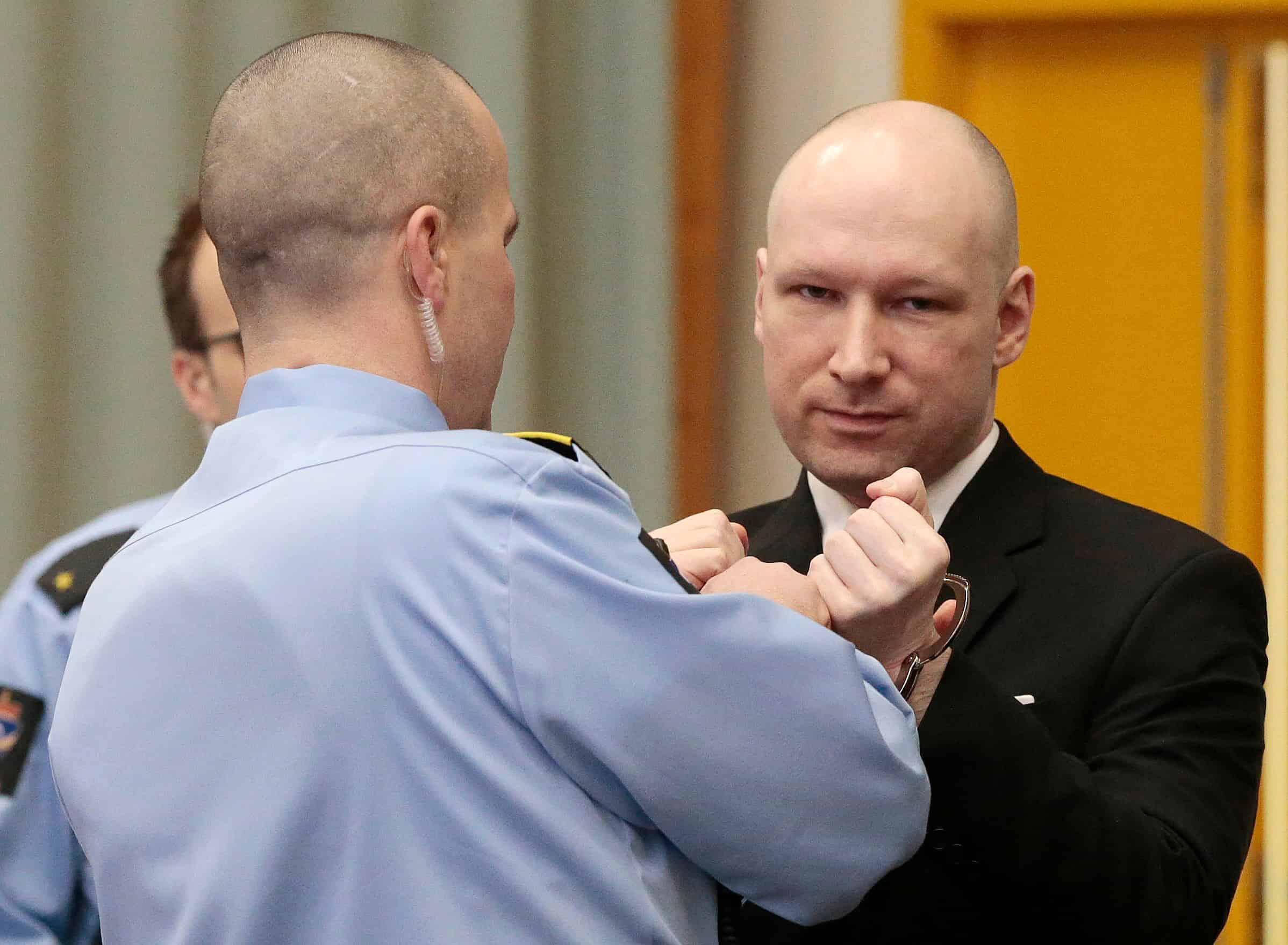 Anders Behring Breivik: chi è il killer norvegese che ha citato il ...