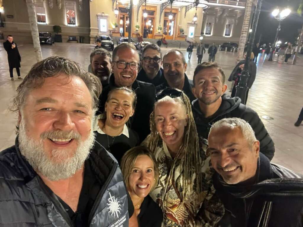 Russell Crowe a Sanremo con la band, dal“Gladiatore” alla musica: le ...