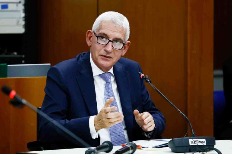 Giovanni Caravelli Archivi