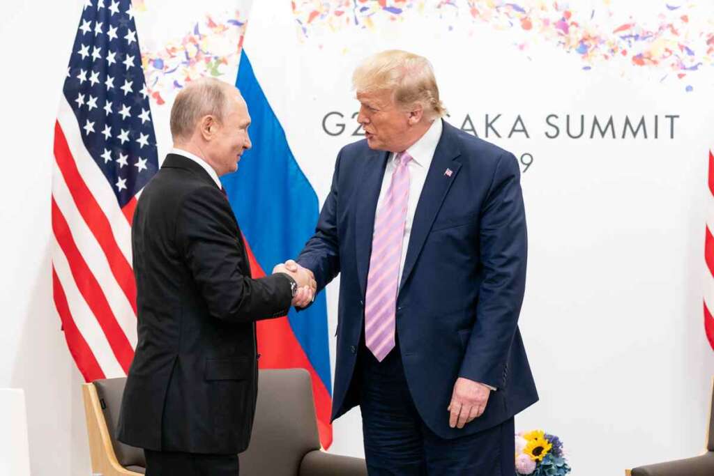 Ucraina, pioggia di missili e droni dalla Russia: botta e risposta tra ...